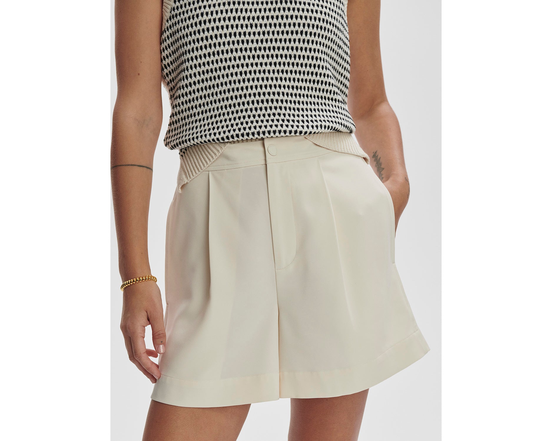 Mariya Easy Pleat Short 4.5 – Nicholls